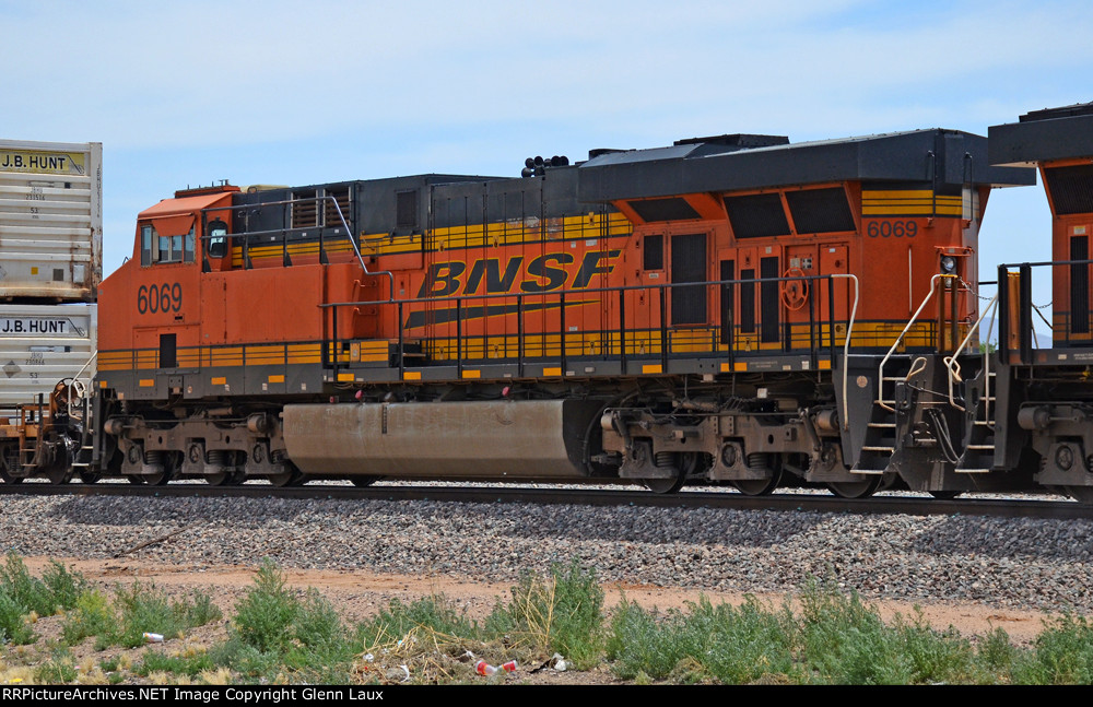 BNSF 6069